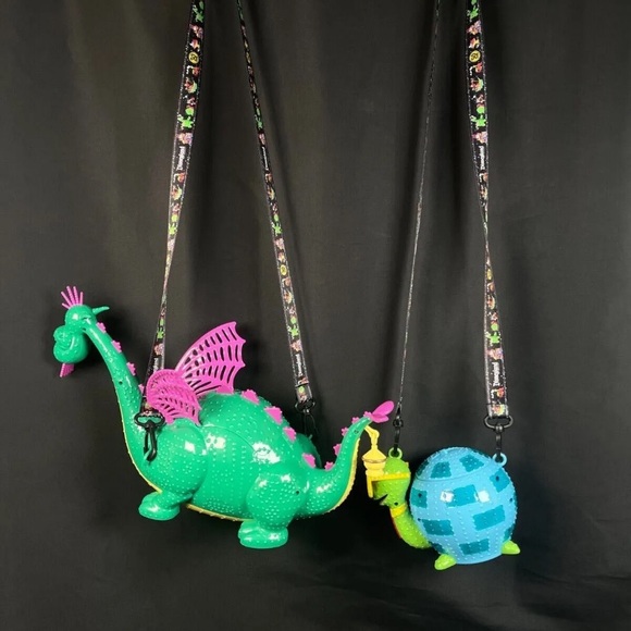 Disney | Other | Lightup Elliott Popcorn Bucket And Turtle Sipper ...